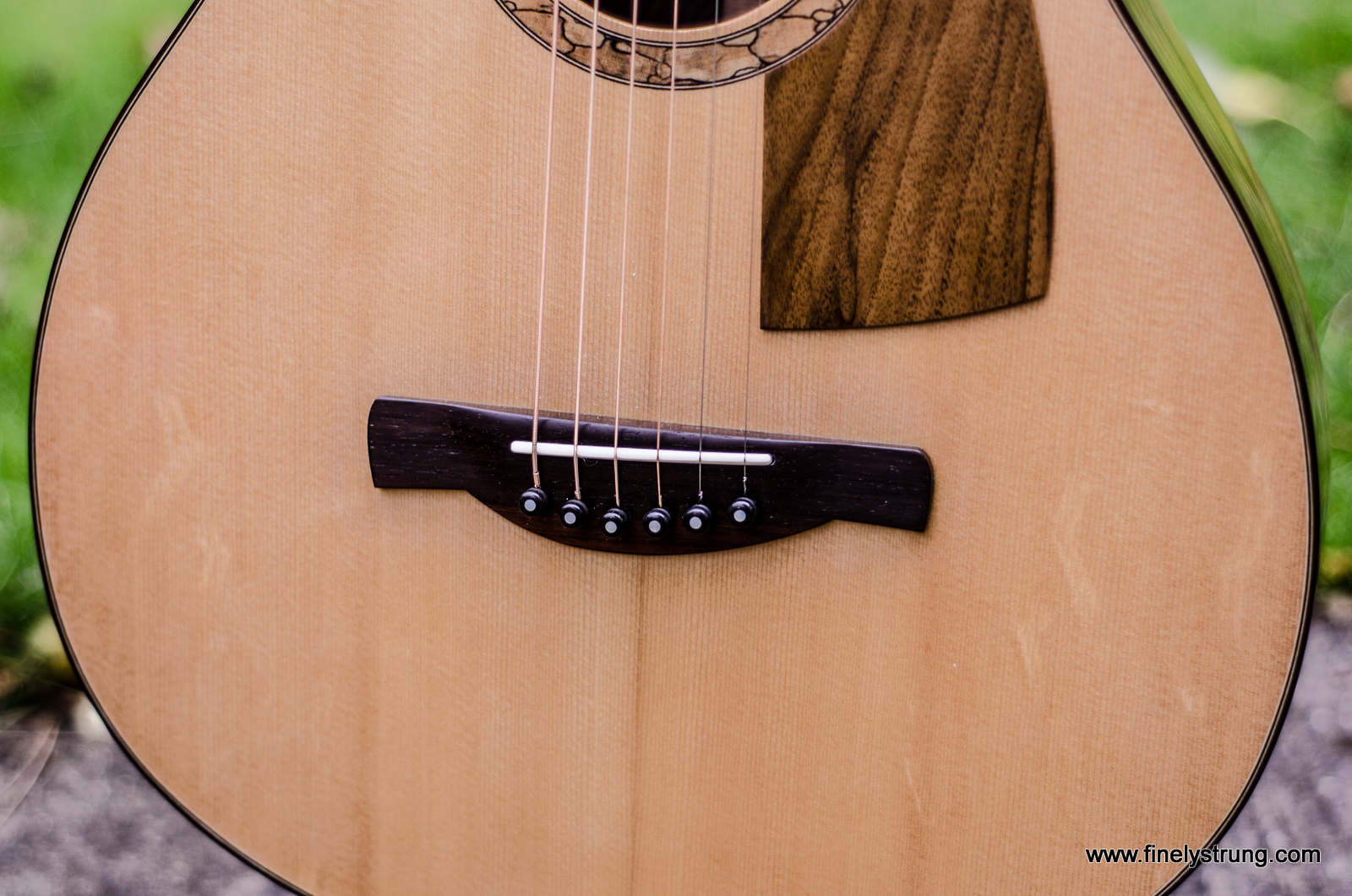 Small steel string guitar | Finely Strung